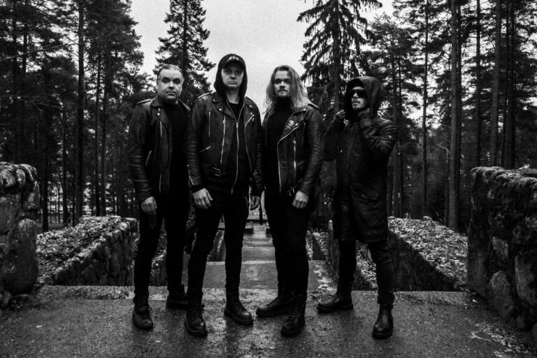 SERPENT GATES – Győzedelmes eltökéltség - HAMMERWORLD